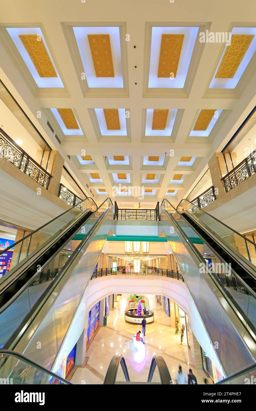 Elevator in the mall Stock Photo - Alamy