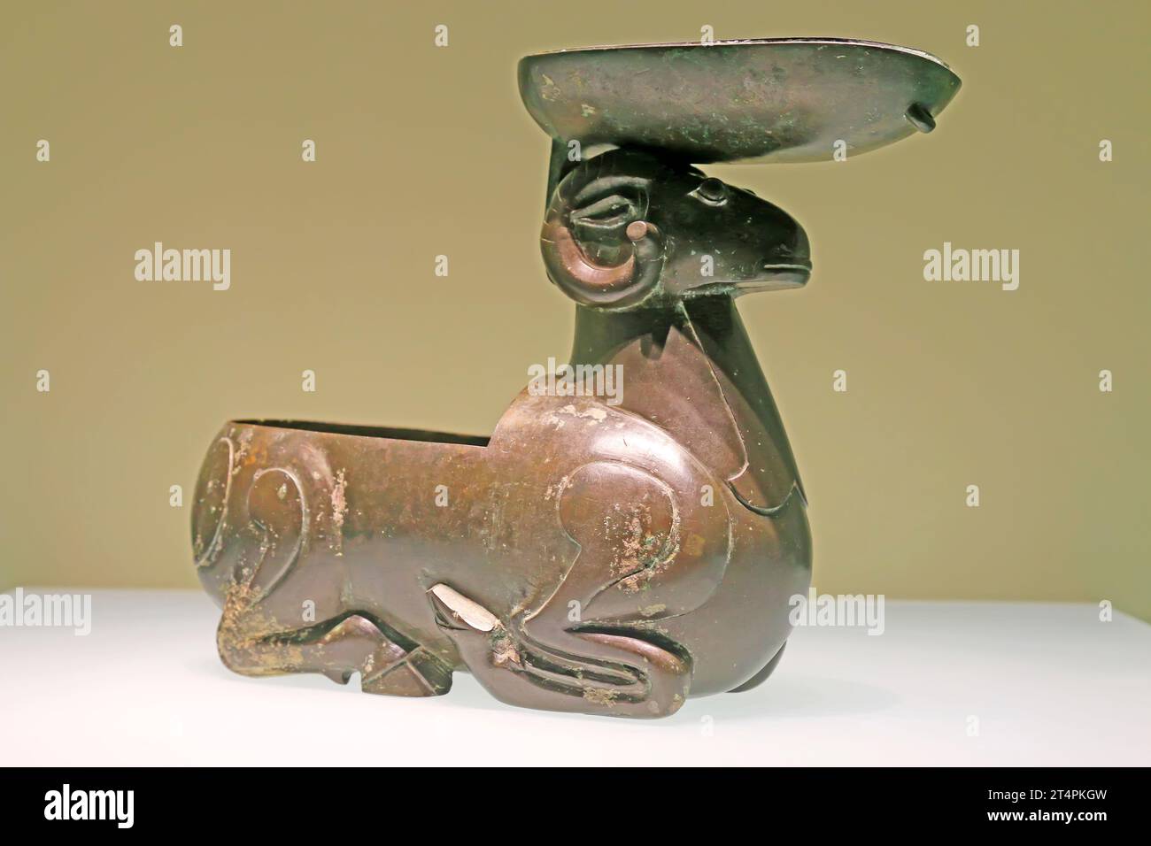 Ancient Chinese bronze ware Stock Photo - Alamy