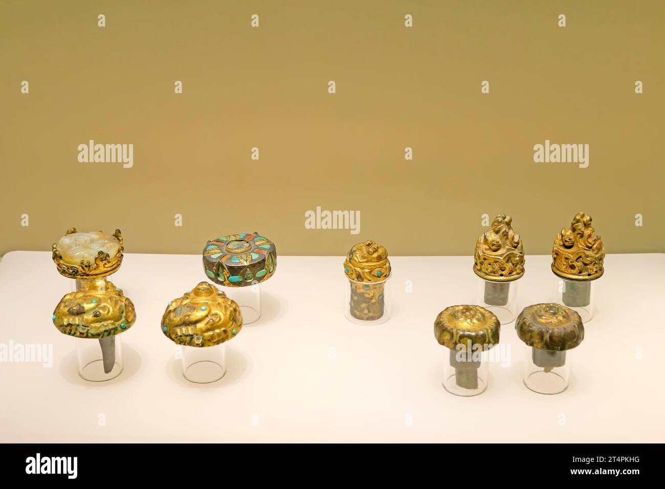 Chinese ancient bronze device Stock Photo - Alamy