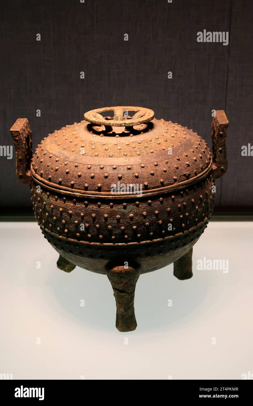 Chinese ancient bronze ware Stock Photo - Alamy