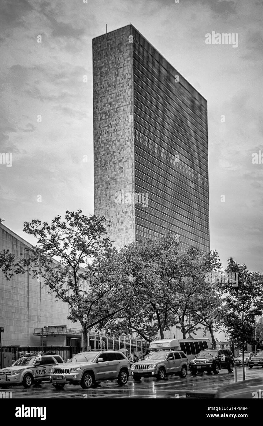 NEW YORK CITY - MAY 28: United Nations Building, New York City, USA ...