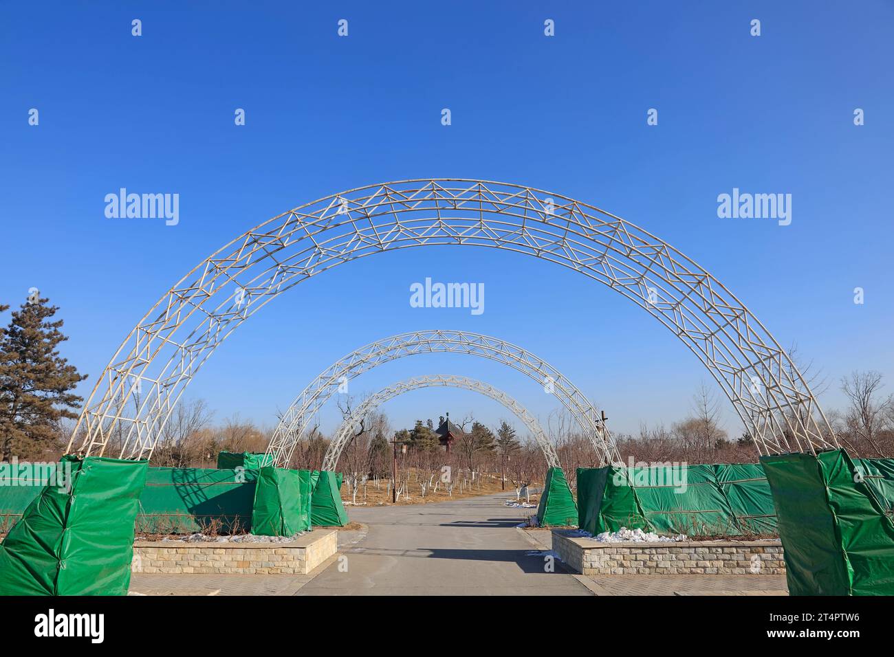 steel arch building in botanical garden, china Stock Photo - Alamy