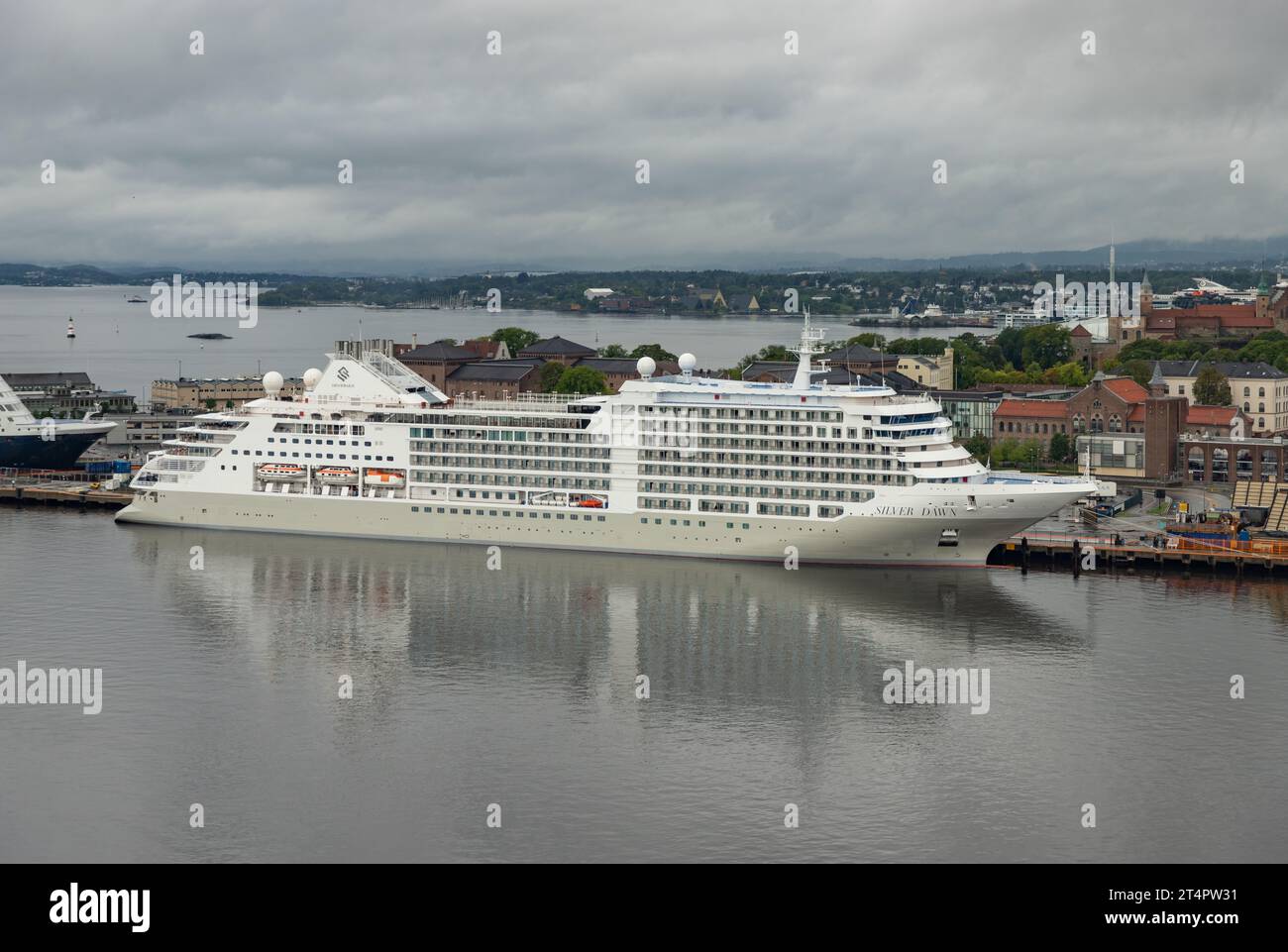 Silver dawn cruise hi-res stock photography and images - Alamy