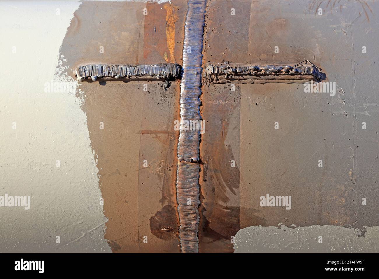 Welding mark on the steel pipe Stock Photo - Alamy