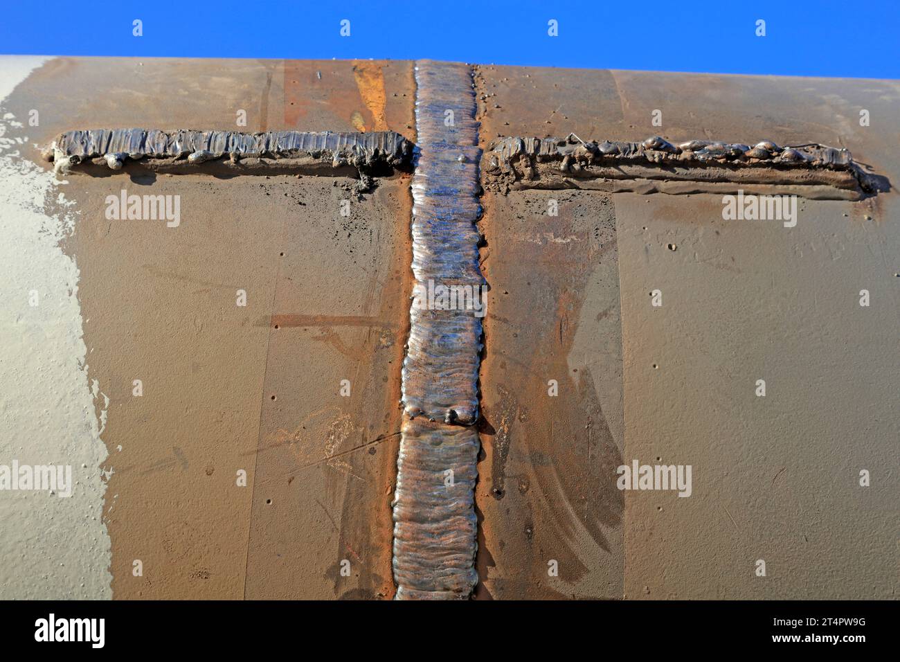 Traces of welding hi-res stock photography and images - Alamy