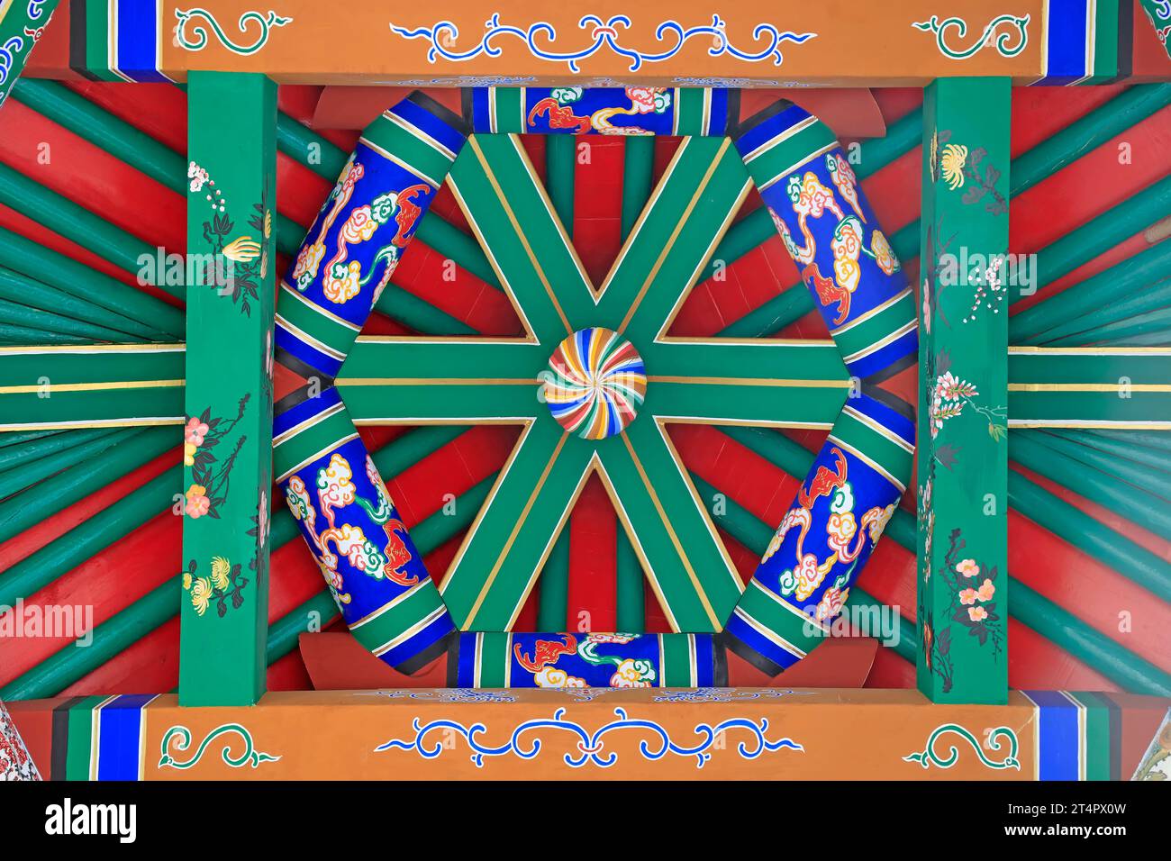 Chinese traditional architecture pavilion internal structure Stock ...