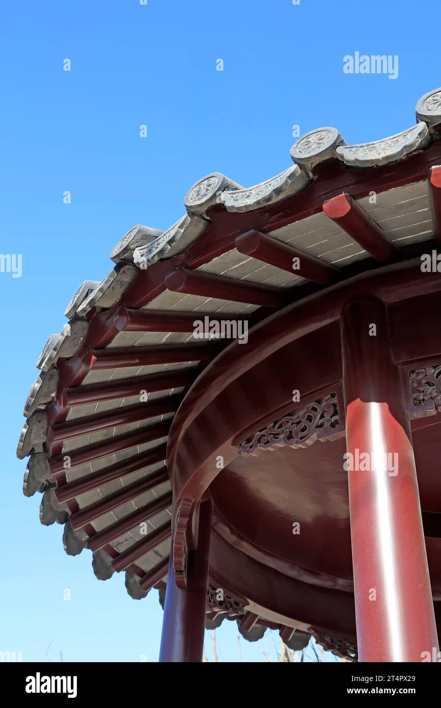 Chinese circular pavilion roof Stock Photo - Alamy