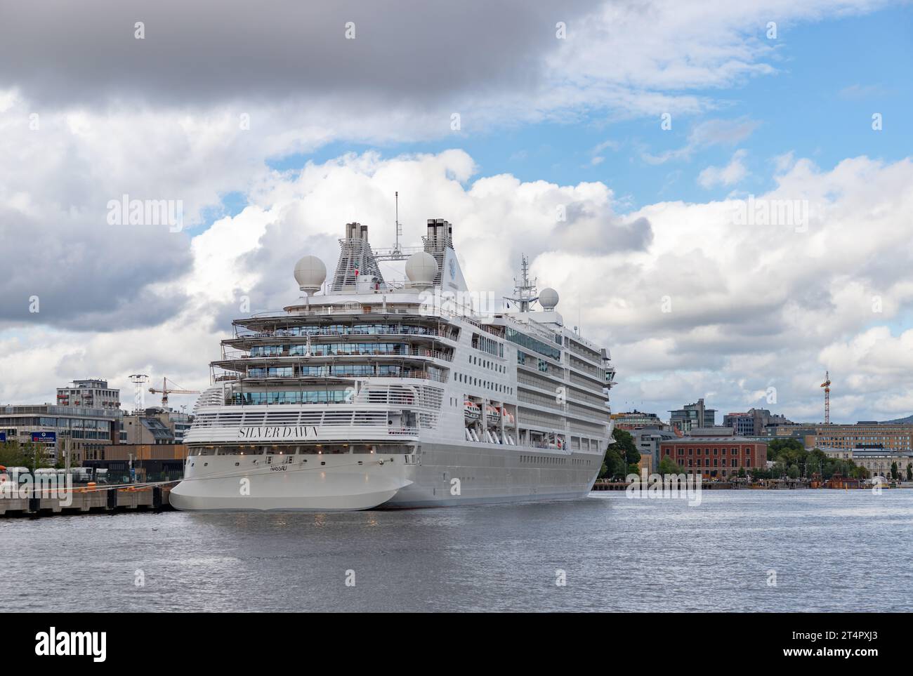 Silver dawn cruise hi-res stock photography and images - Alamy
