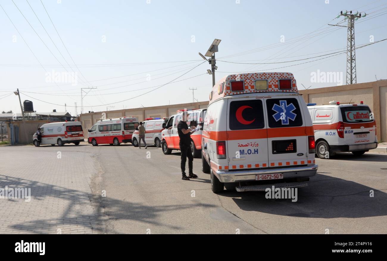 Palestinian ambulances hi-res stock photography and images - Alamy
