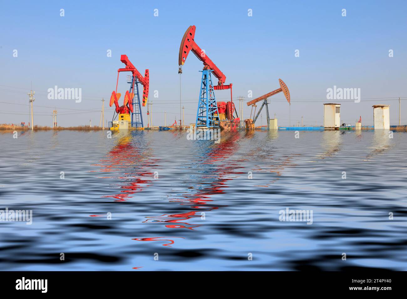 Oilfield operations hi-res stock photography and images - Alamy
