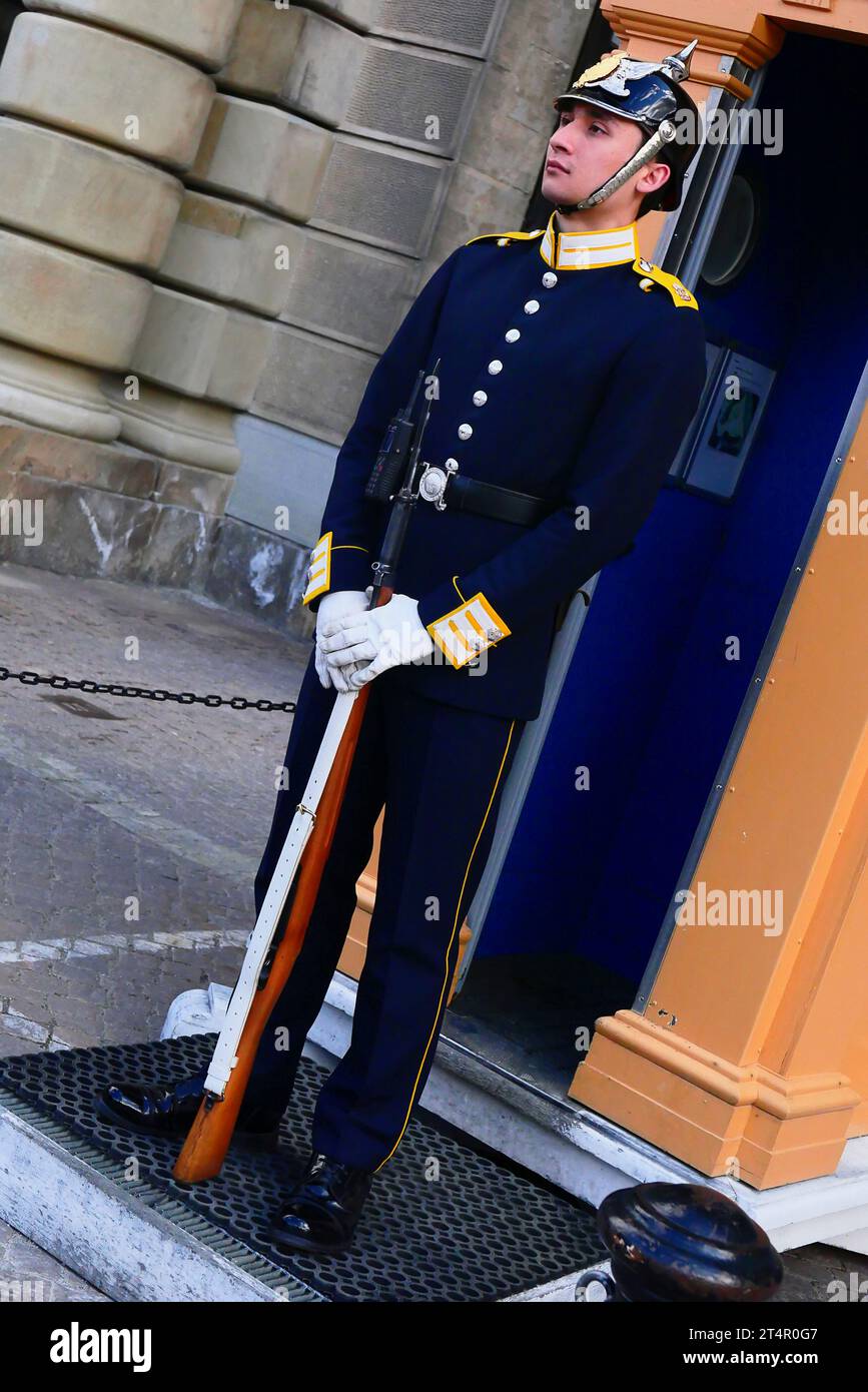 Sweden, Stockholm, Royal Palace guard at sentry box Stock Photo - Alamy