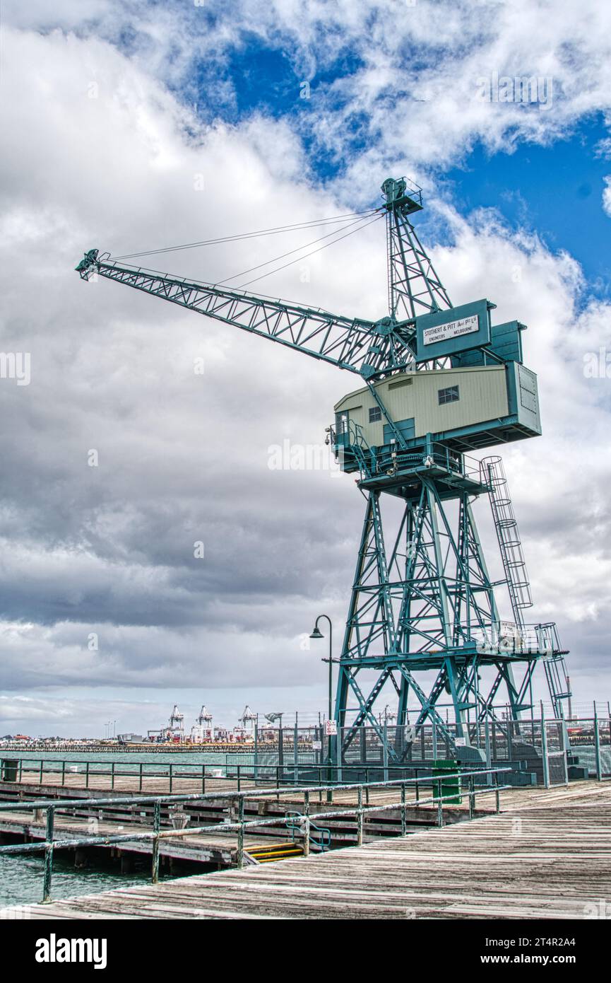 Pre containerisation hi-res stock photography and images - Alamy