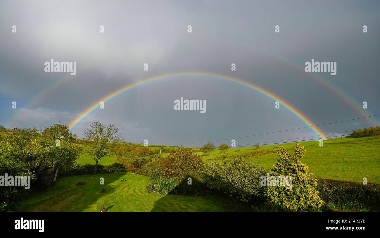 Uploders, Dorset, UK. 1st November 2023. UK Weather. A spectacular ...