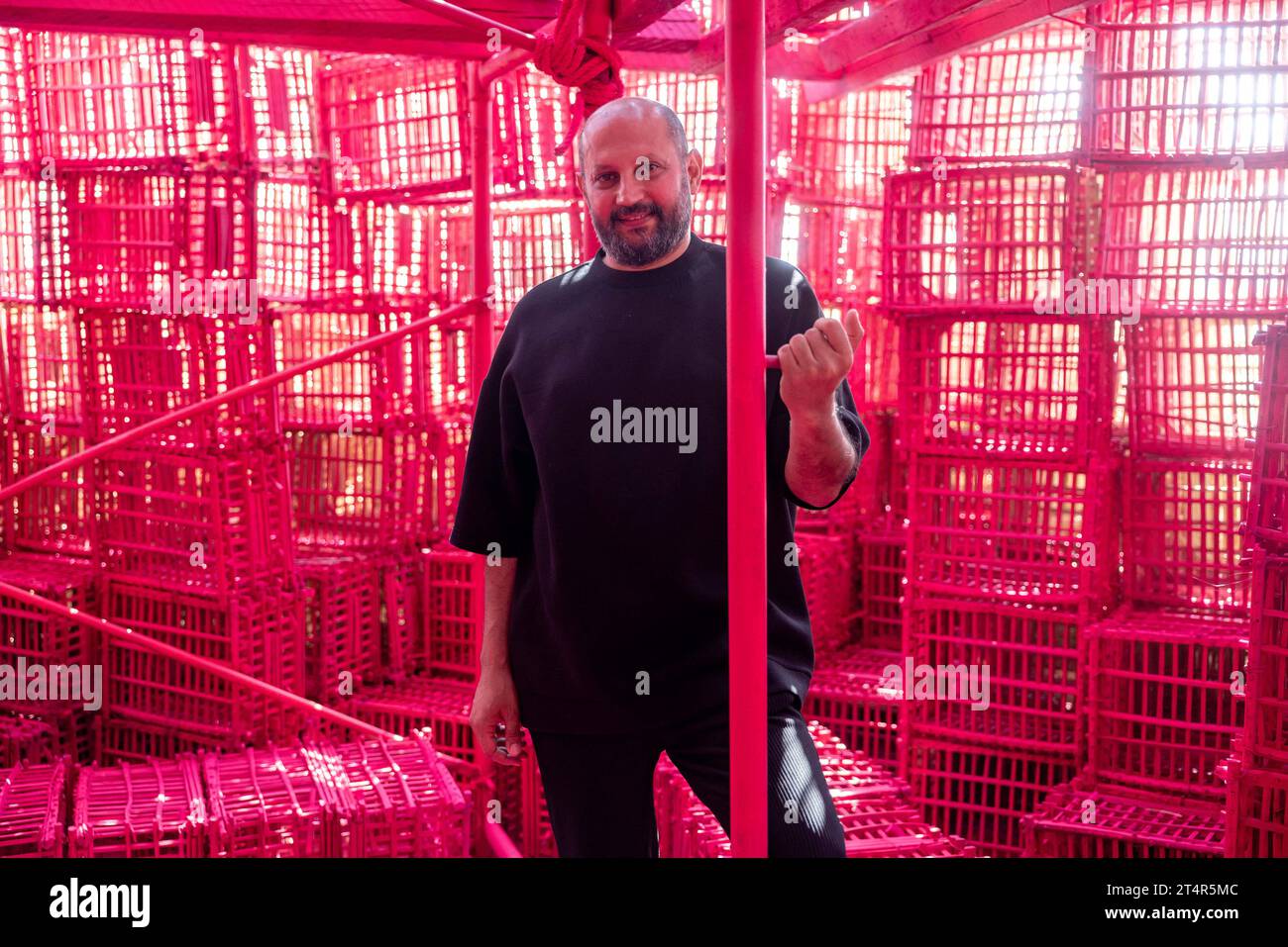 Cairo, Egypt. 26th Oct, 2023. Saudi artist Rashed Al Shashai poses inside his artwork ...