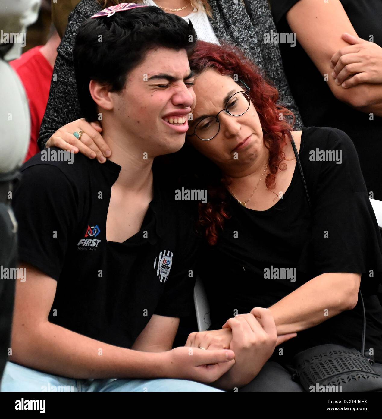 Jerusalem, Israel. 01st Nov, 2023. The family of the late Israeli ...