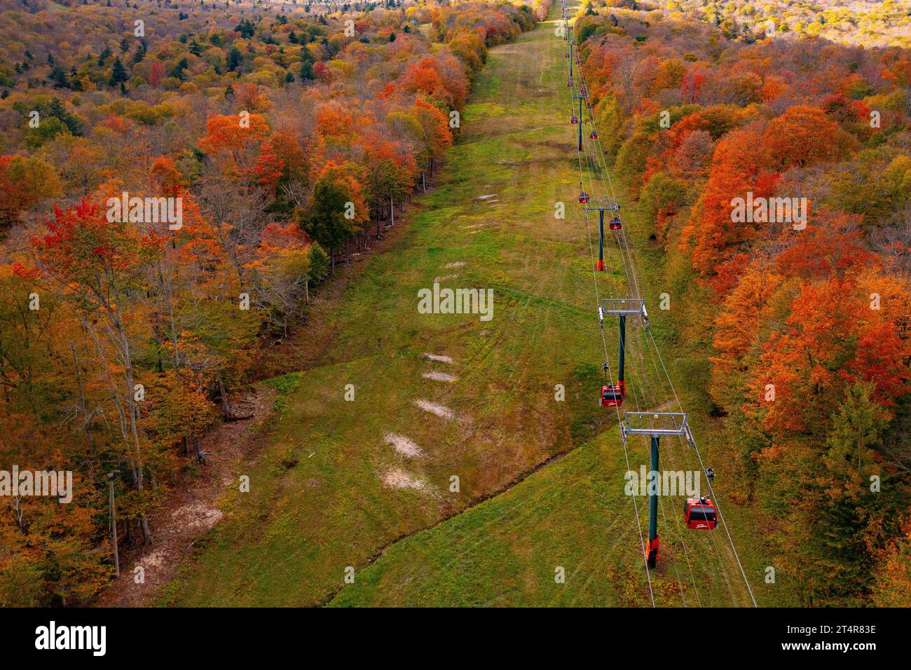 Fall foliage in Stowe, Vermont Stock Photo - Alamy
