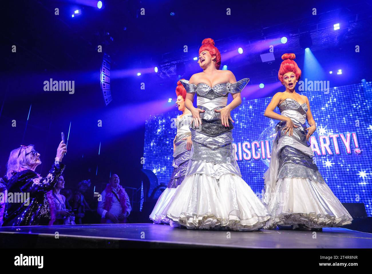 London, UK. 01st Nov, 2023. Bleu Woodward, Amy Di Bartolomeo, Emma ...