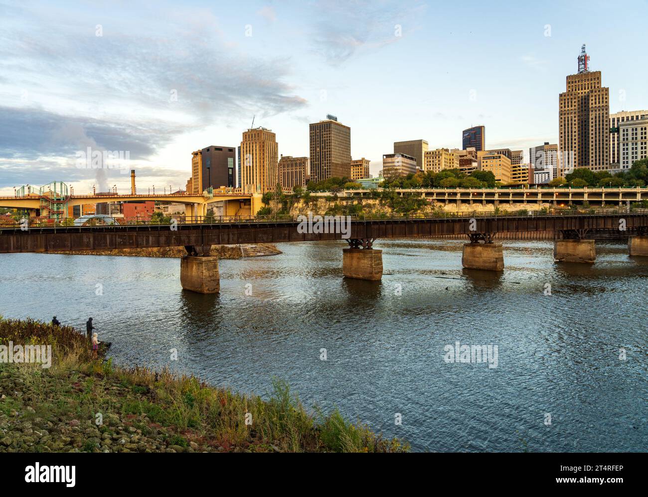 St Paul, MN - 14 October 2023: Early morning cityscape of Twin Cities ...