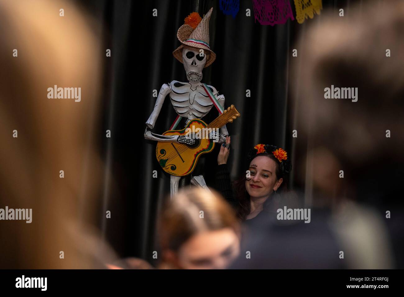 Berlin, Germany. 01st Nov, 2023. A skeleton figure stands in the ...