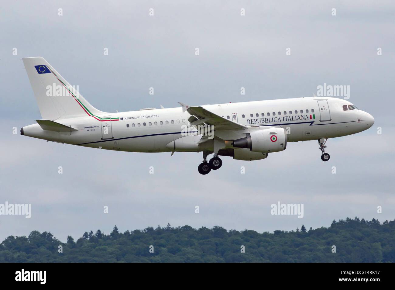 Luftwaffe italiana hi-res stock photography and images - Alamy