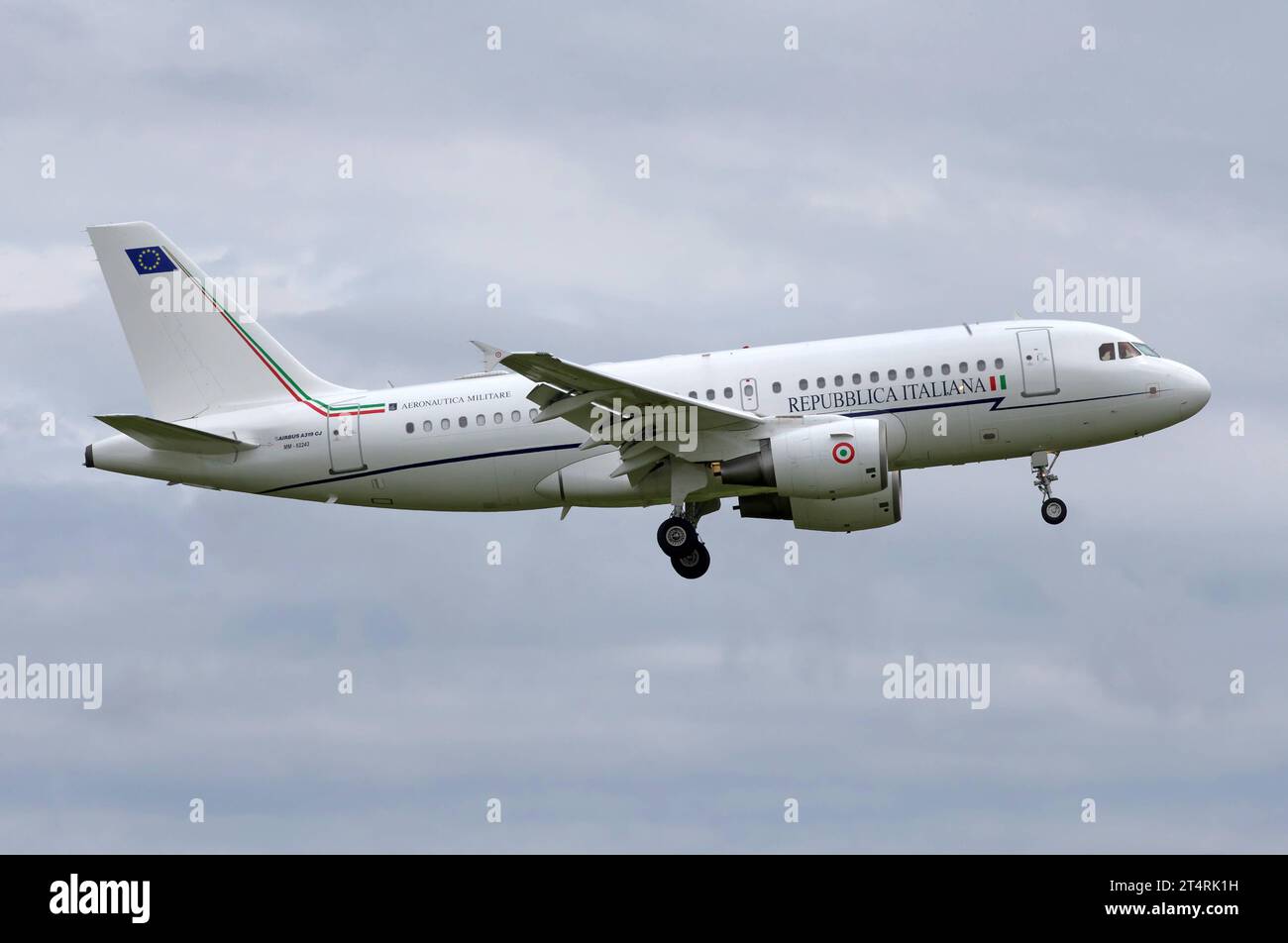 Luftwaffe italiana hi-res stock photography and images - Alamy