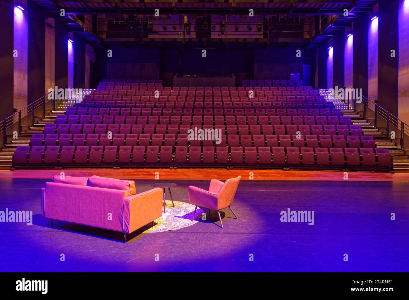 Small auditorium hi-res stock photography and images - Alamy