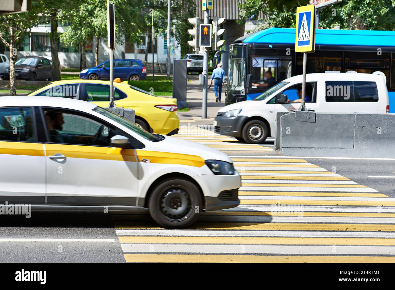 Pedestrian car road hi-res stock photography and images - Alamy