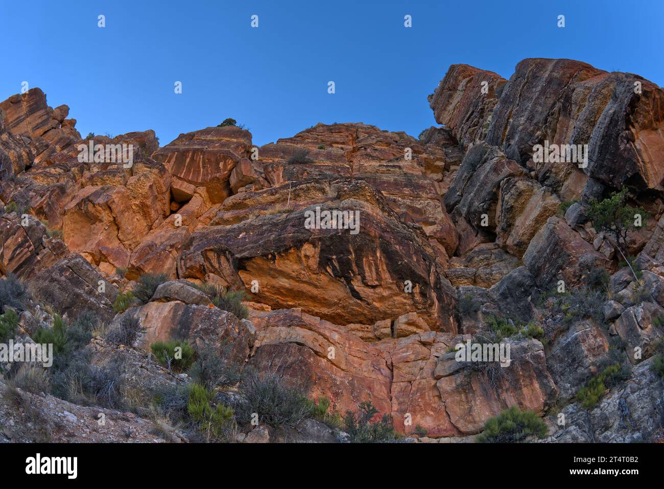 Low angle view of East Walls of Sinking Ship, Grand Canyon National ...