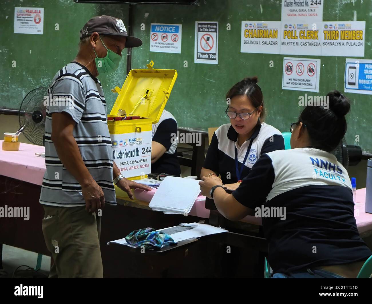 Barangay elections hi-res stock photography and images - Alamy