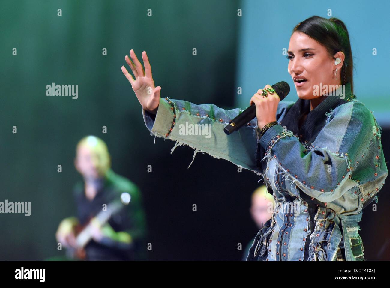The singer, Jenifer Yésica Martínez Fernández whose stage name is India ...
