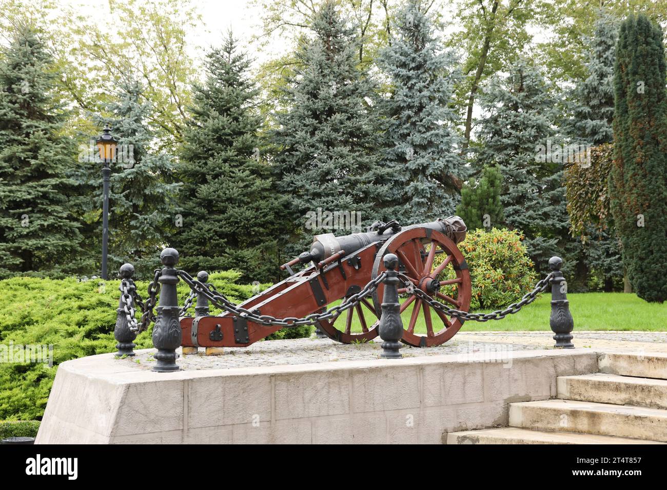 LVIV, UKRAINE - SEPTEMBER 11, 2022 A picturesque landscaped garden at ...