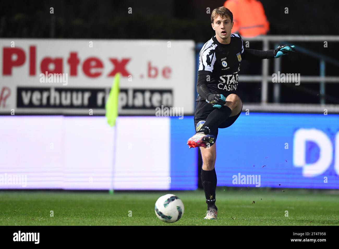 Zestiende hi-res stock photography and images - Alamy