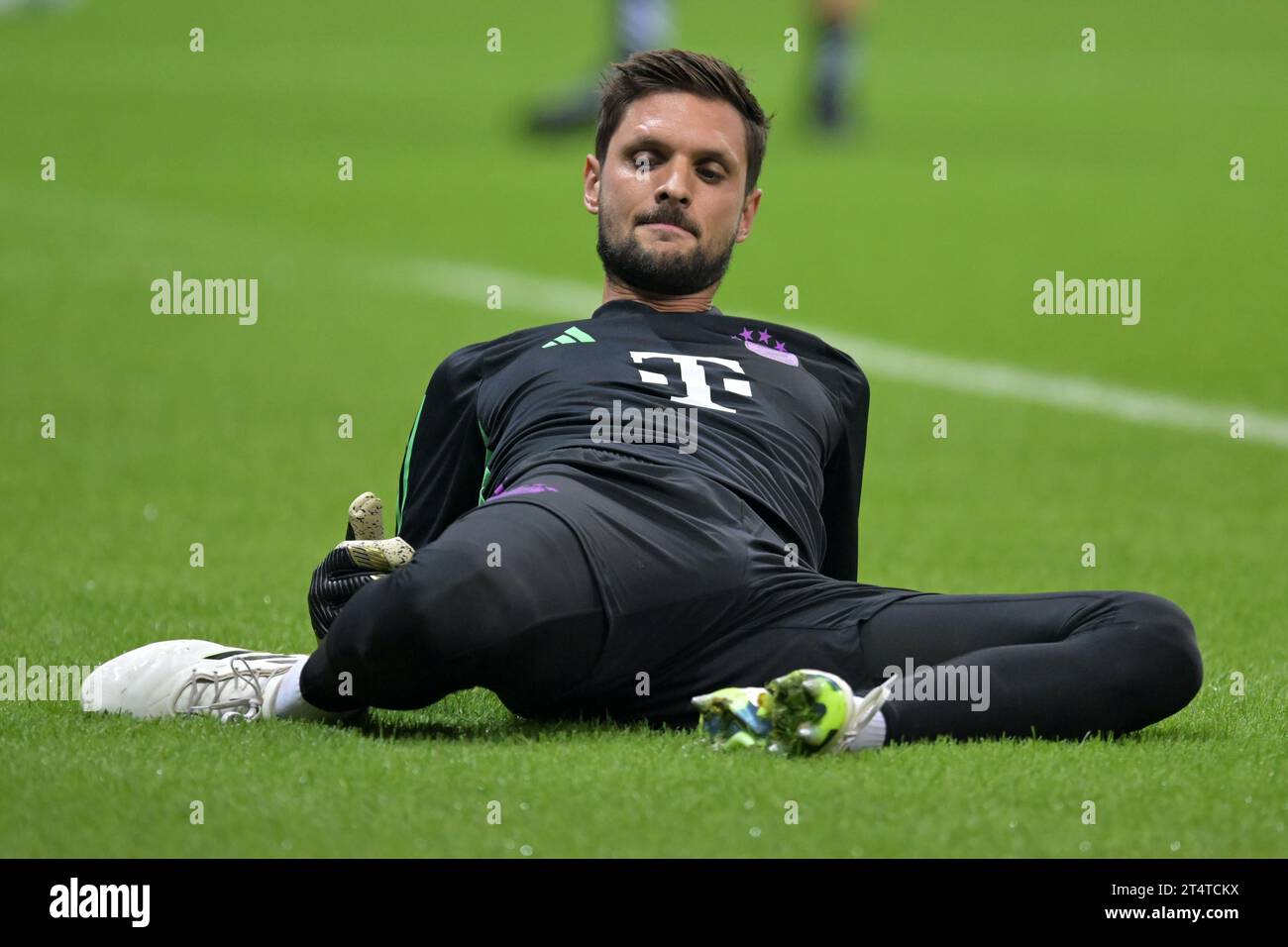 Fc bayern munich goalkeeper sven ulreich hi-res stock photography and ...