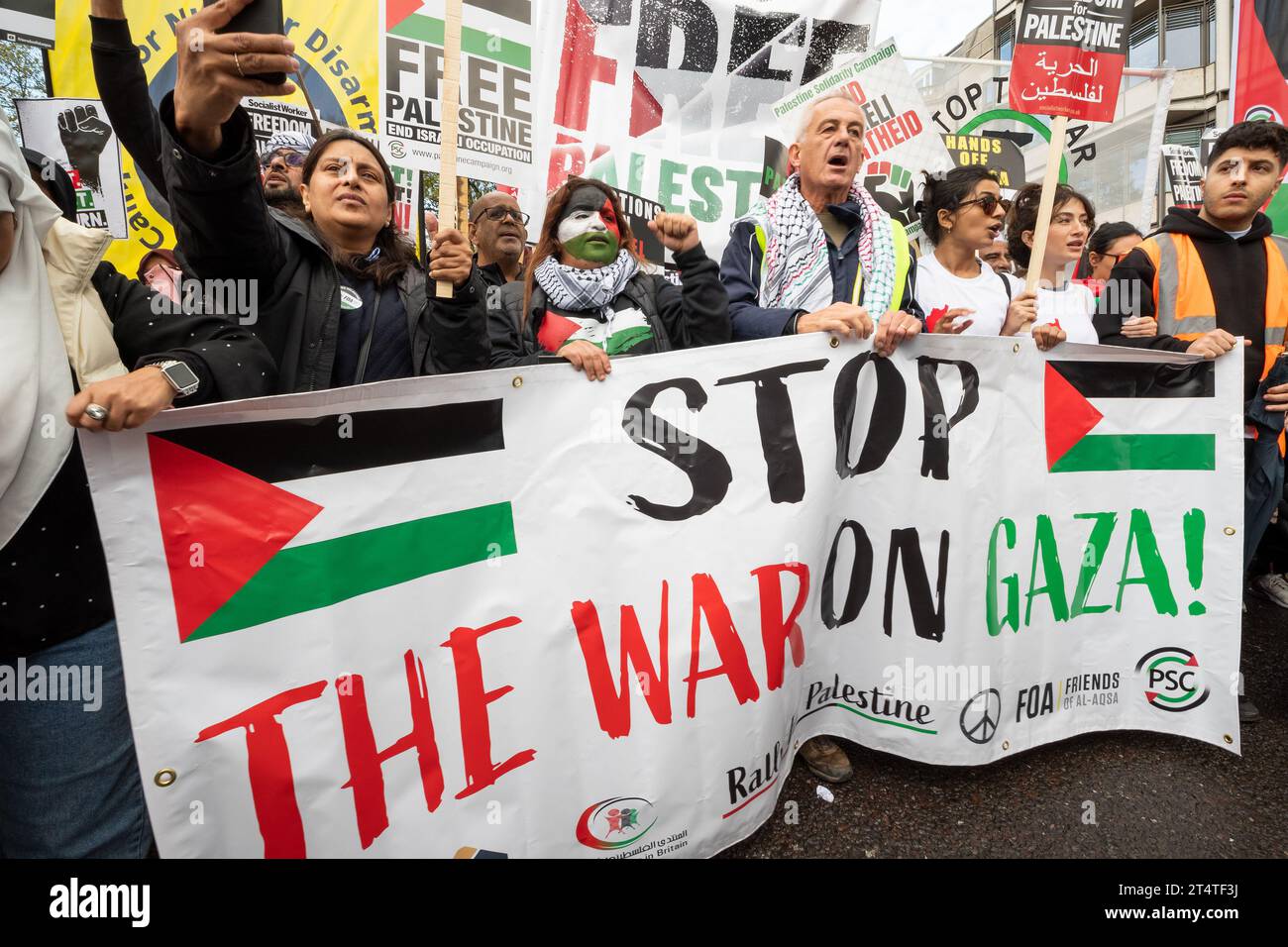 London, UK. 21st October 2023. National March for Gaza, stop the war on ...