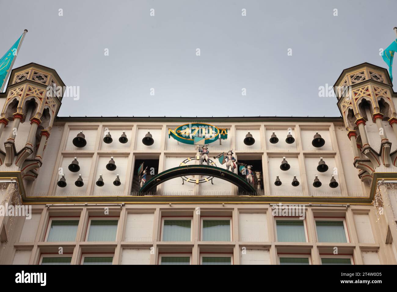 Picture of a dufthaus 411 with the logo of 4711 Eau de Cologne (Echt ...