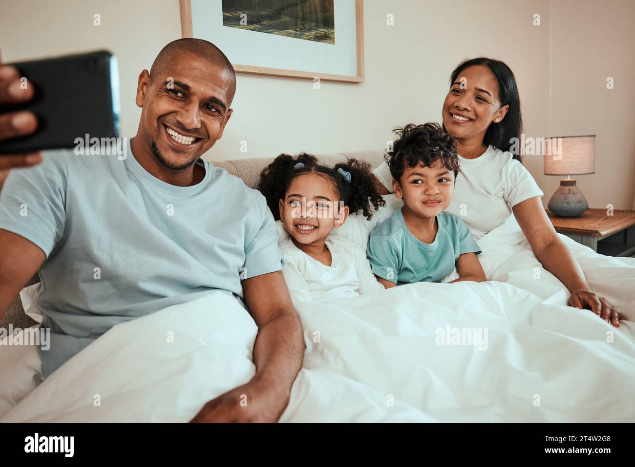 Kids waking up parents hi-res stock photography and images - Alamy