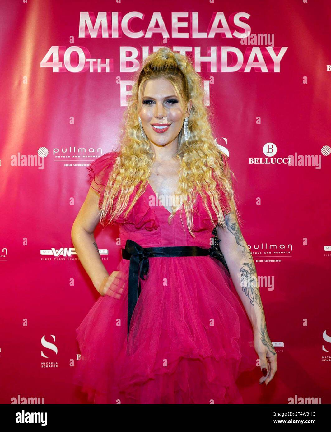Arielle rippegather hi-res stock photography and images - Alamy