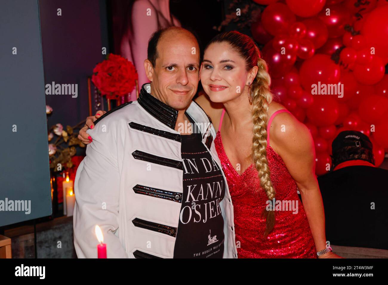 Michael Ostertag, Yvonne Woelke bei Micas 40th Birthday Bash Party im ...
