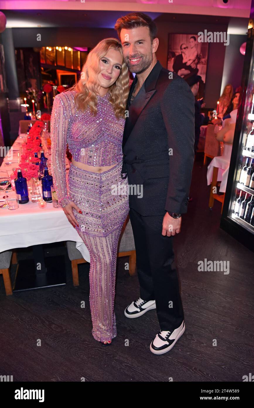 Jay Khan mit Freundin Jessie Noe Scheuermann beim 40th Birthday Bash ...