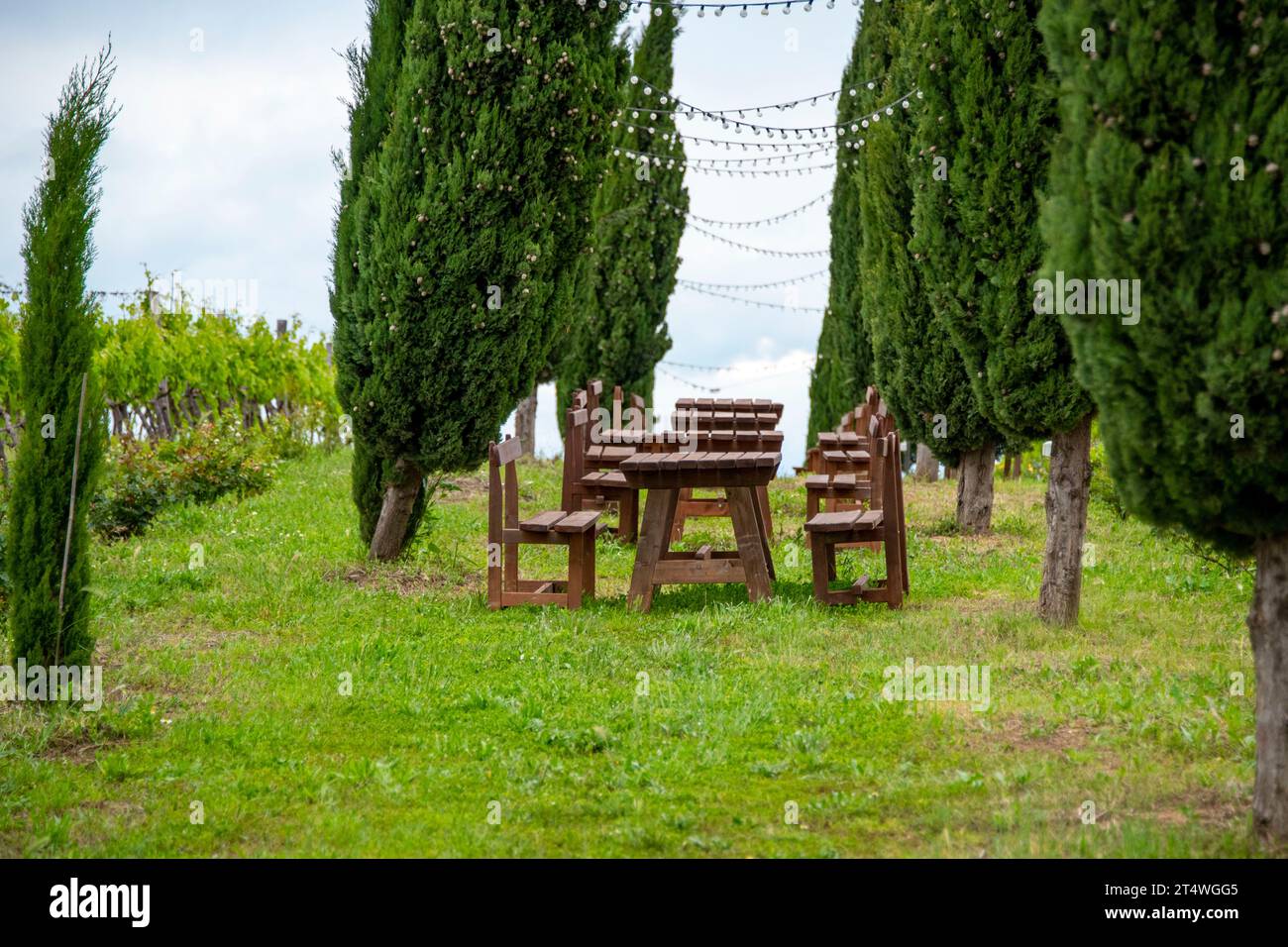 Rural dinner italy hi-res stock photography and images - Alamy