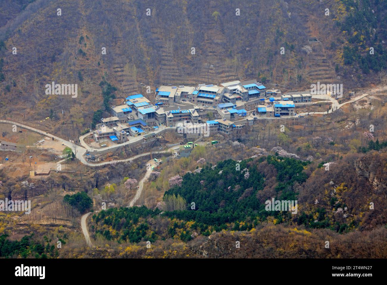 hillside building in Western China Stock Photo - Alamy
