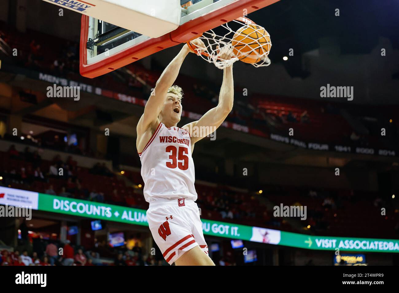 Madison, WI, USA. 1st Nov, 2023. Wisconsin Badgers forward Markus Ilver ...