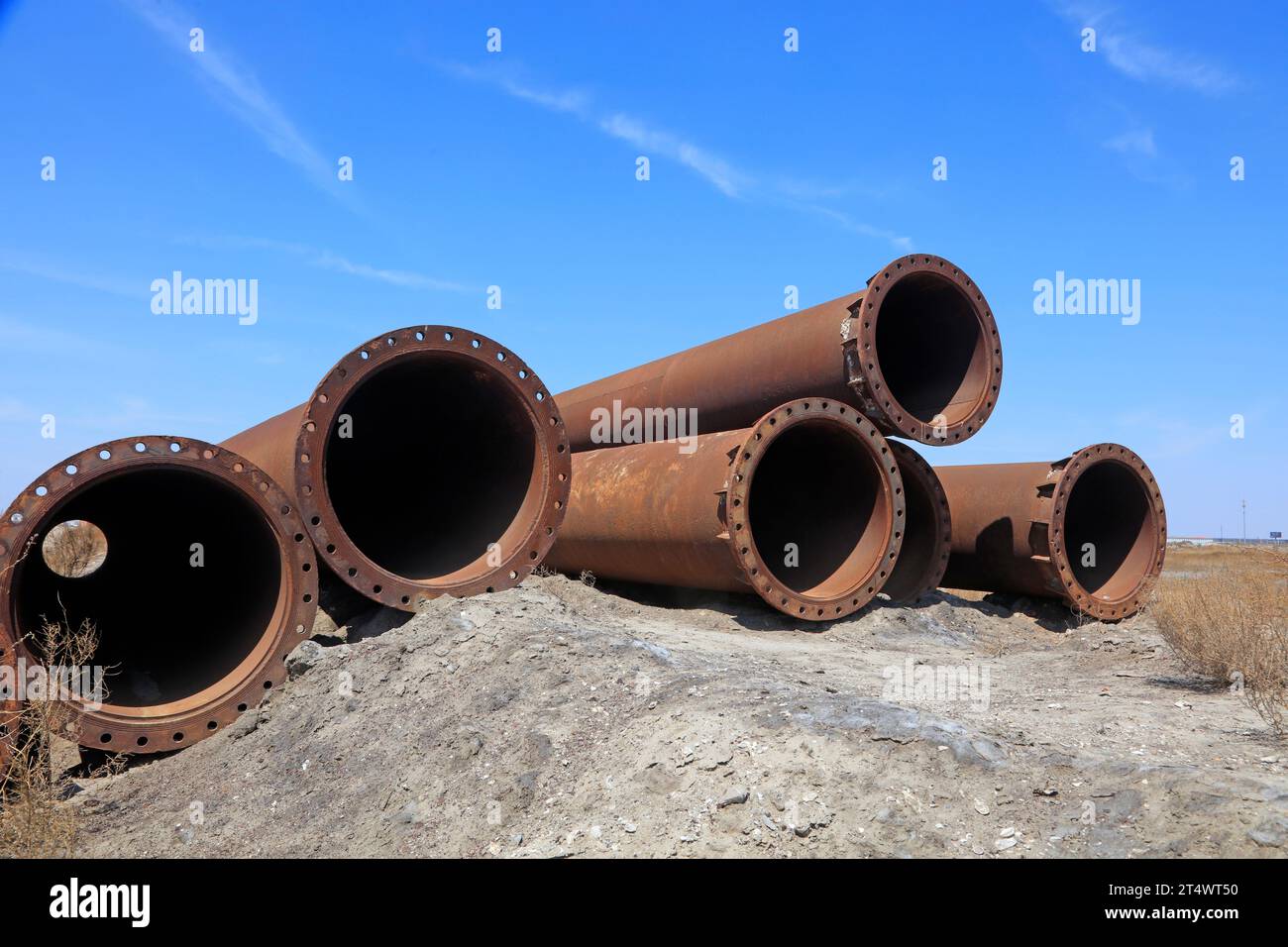 Dredging steel pipe hi-res stock photography and images - Alamy