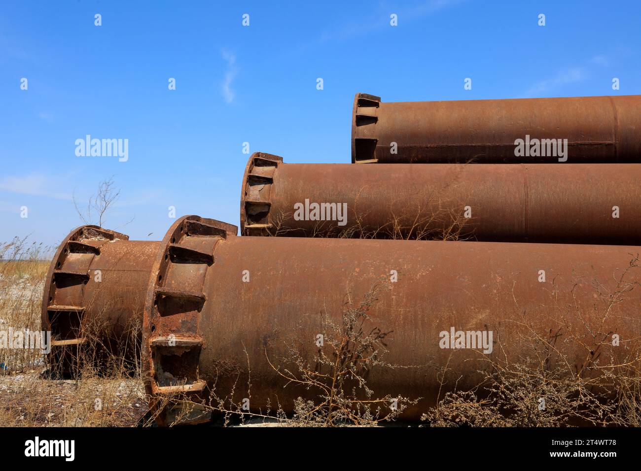 Dredging steel pipe hi-res stock photography and images - Alamy