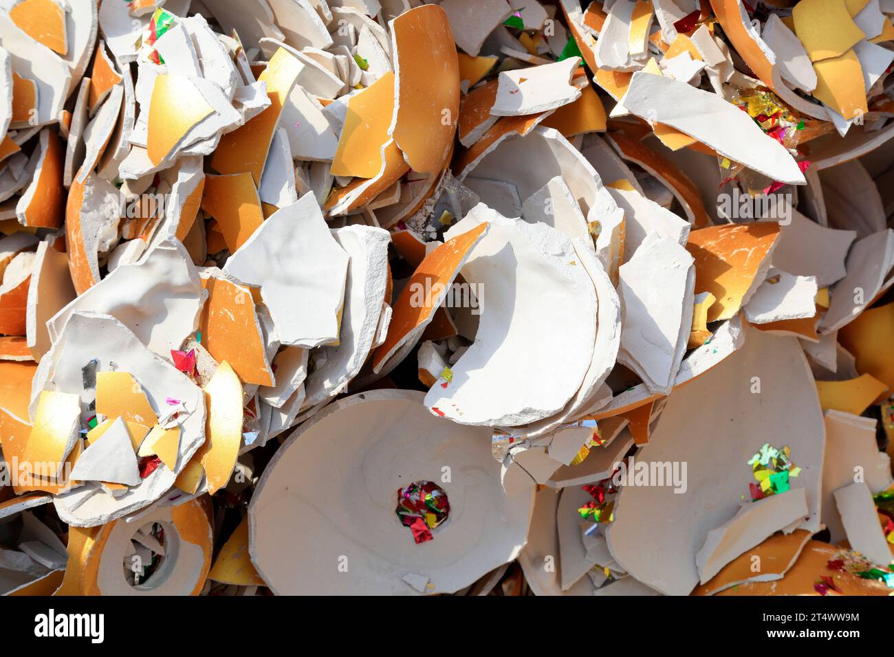 Crushed plaster Pile together Stock Photo - Alamy