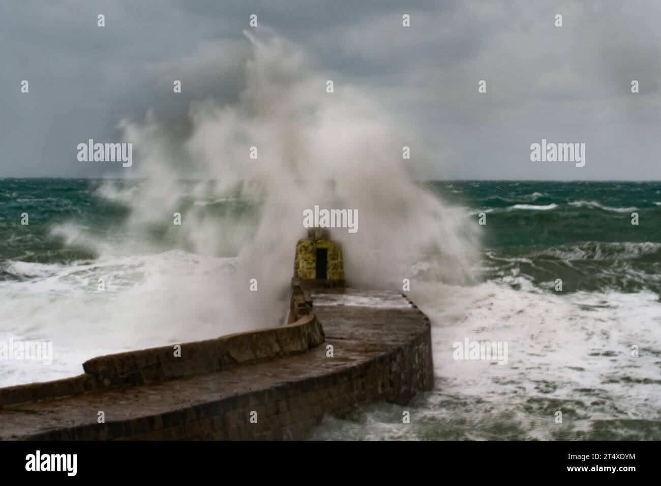 Storm ciaran uk hi-res stock photography and images - Alamy