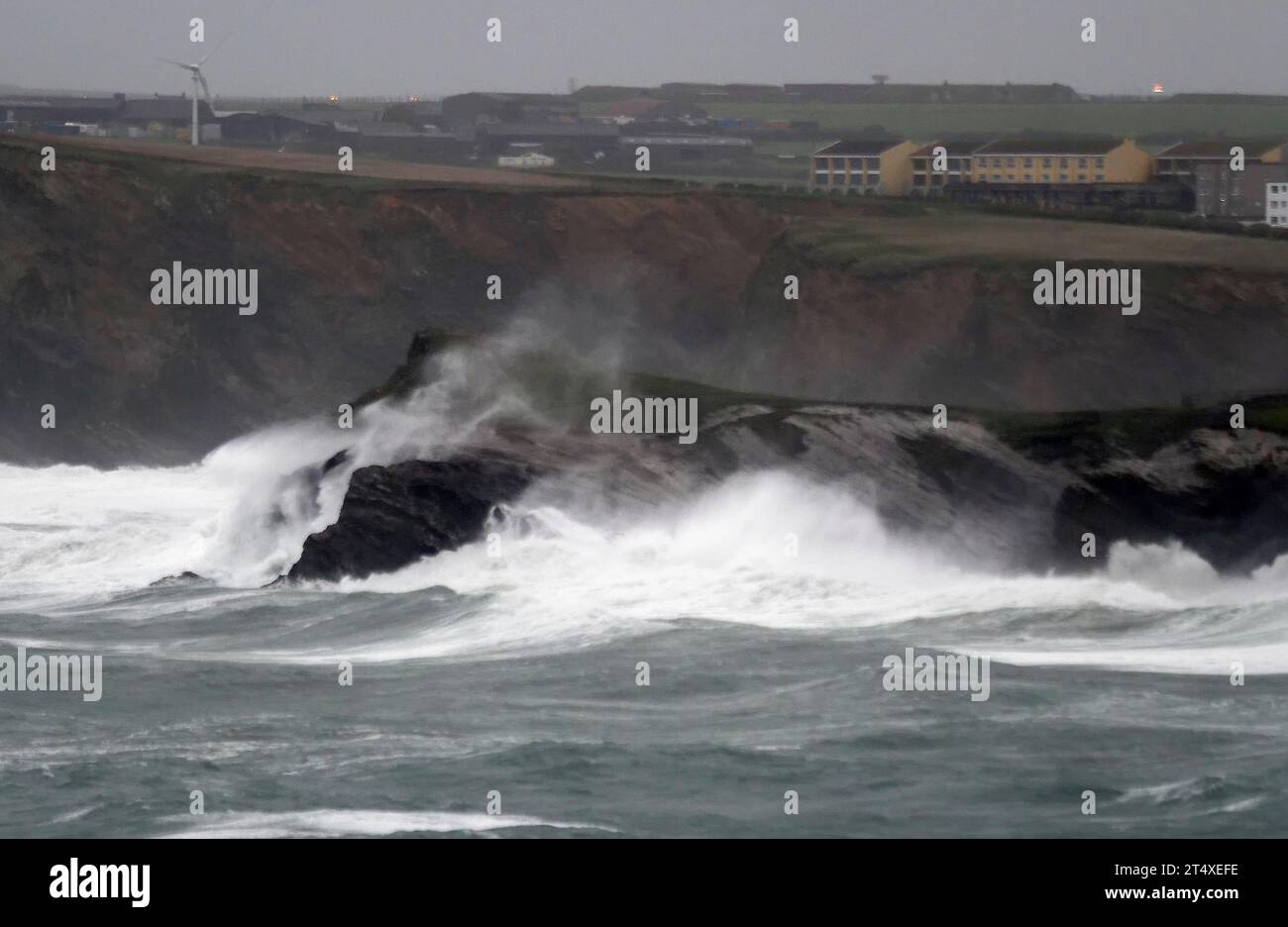 Storm ciaran cornwall hi-res stock photography and images - Alamy