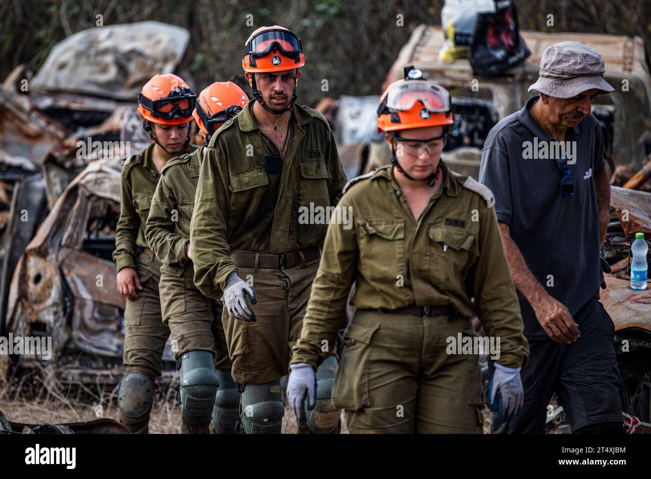 Netivot, Israel. 02nd Nov, 2023. Israeli army soldiers inspect some of ...
