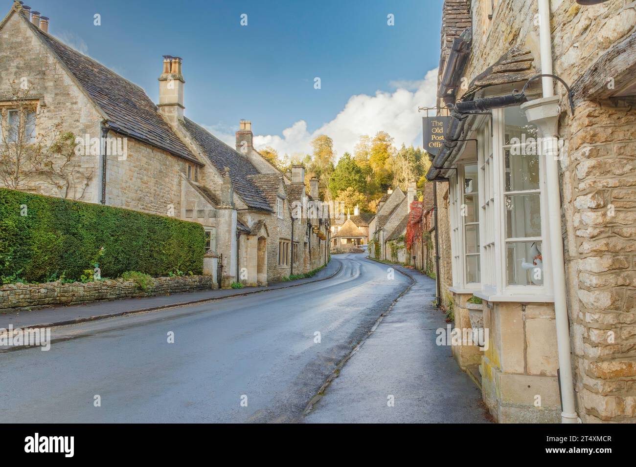 Castle Combe street in the Cotswolds, United Kingdom Stock Photo - Alamy