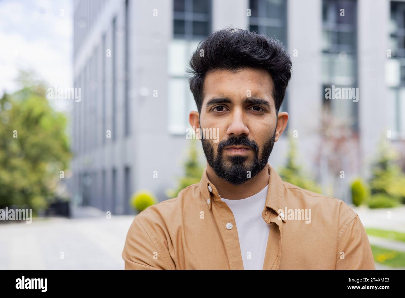 Thoughtfully model workplace hi-res stock photography and images - Alamy